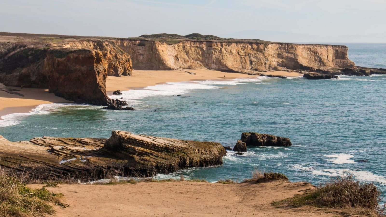 12 Best Monterey Beaches: Things to Do and Where to Stay ...