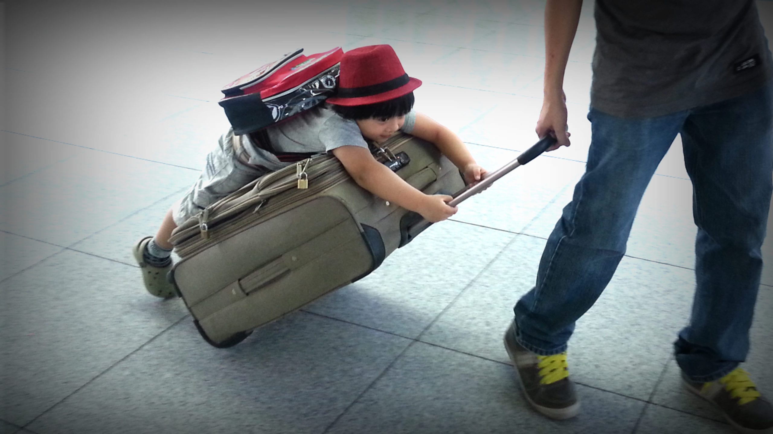 Use One of These 7 Packing Cubes If You're Packing for a Family ...