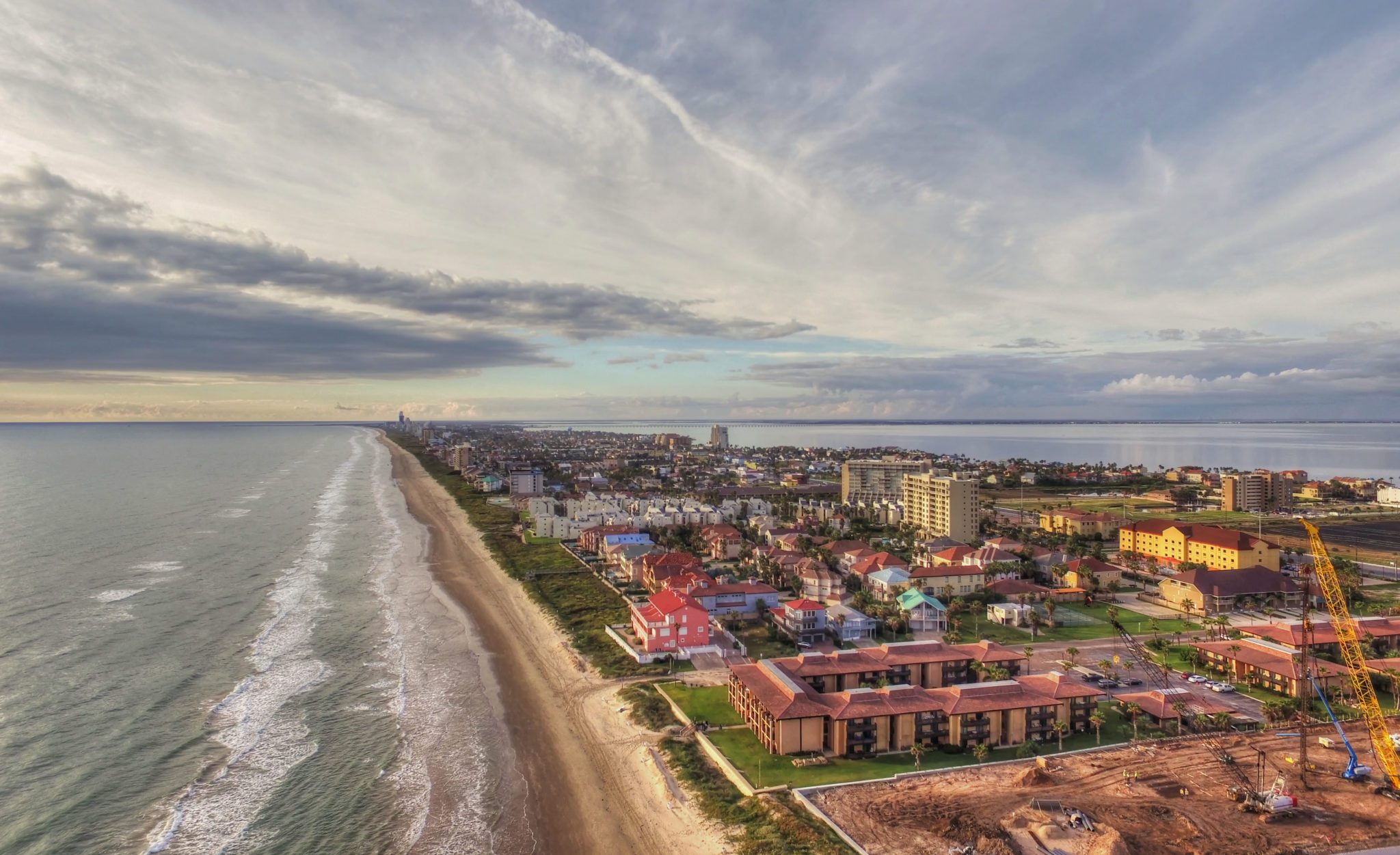 10 fall beach vacations where summer never ends - FamilyVacationist