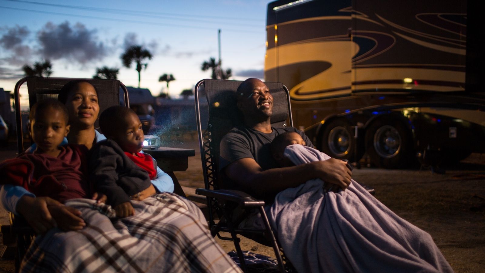 A Beginner's Guide to Renting or Buying an RV - FamilyVacationist