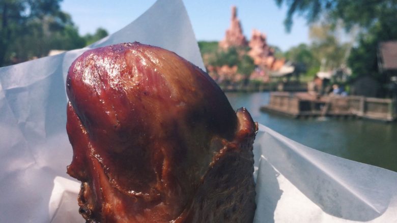 11 Best Disney World Foods and Where to Eat Them - FamilyVacationist