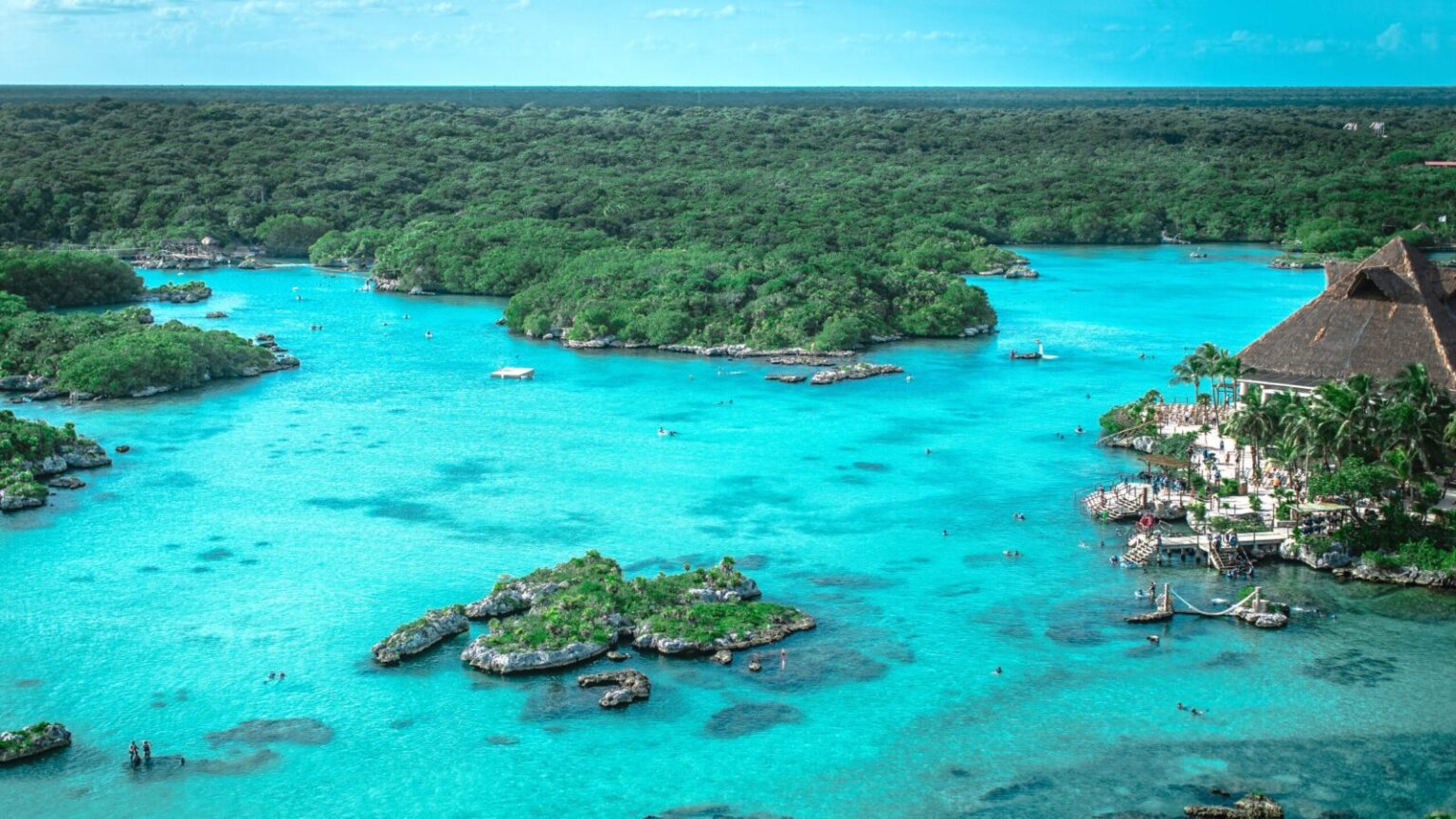 These 12 all-inclusive resorts come with unbelievably cool perks ...
