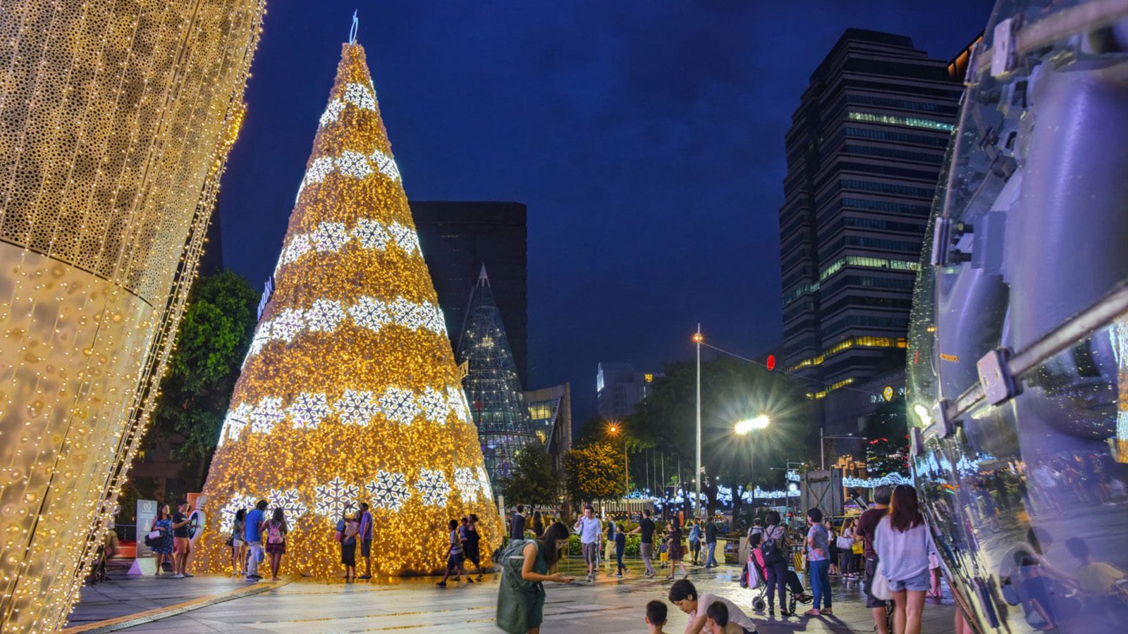 Christmas family vacation: 13 magical ideas around the world - Sweetcierras